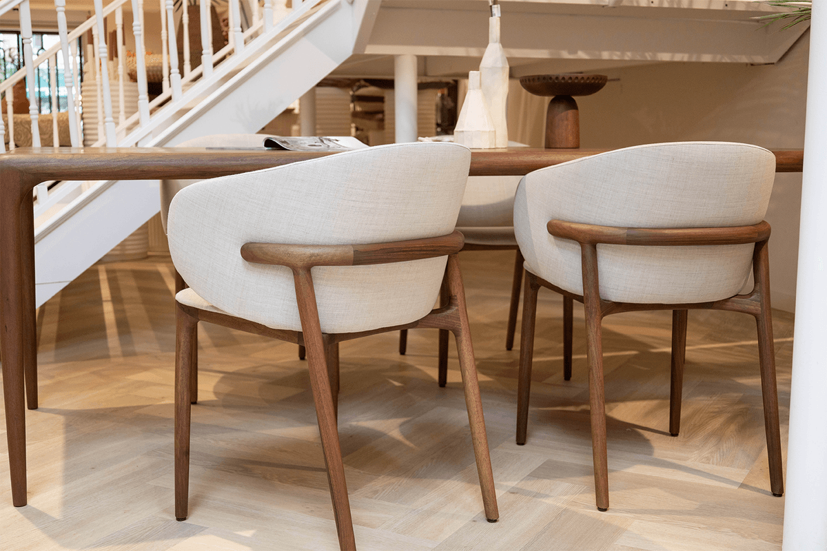 Latus table | Artisan