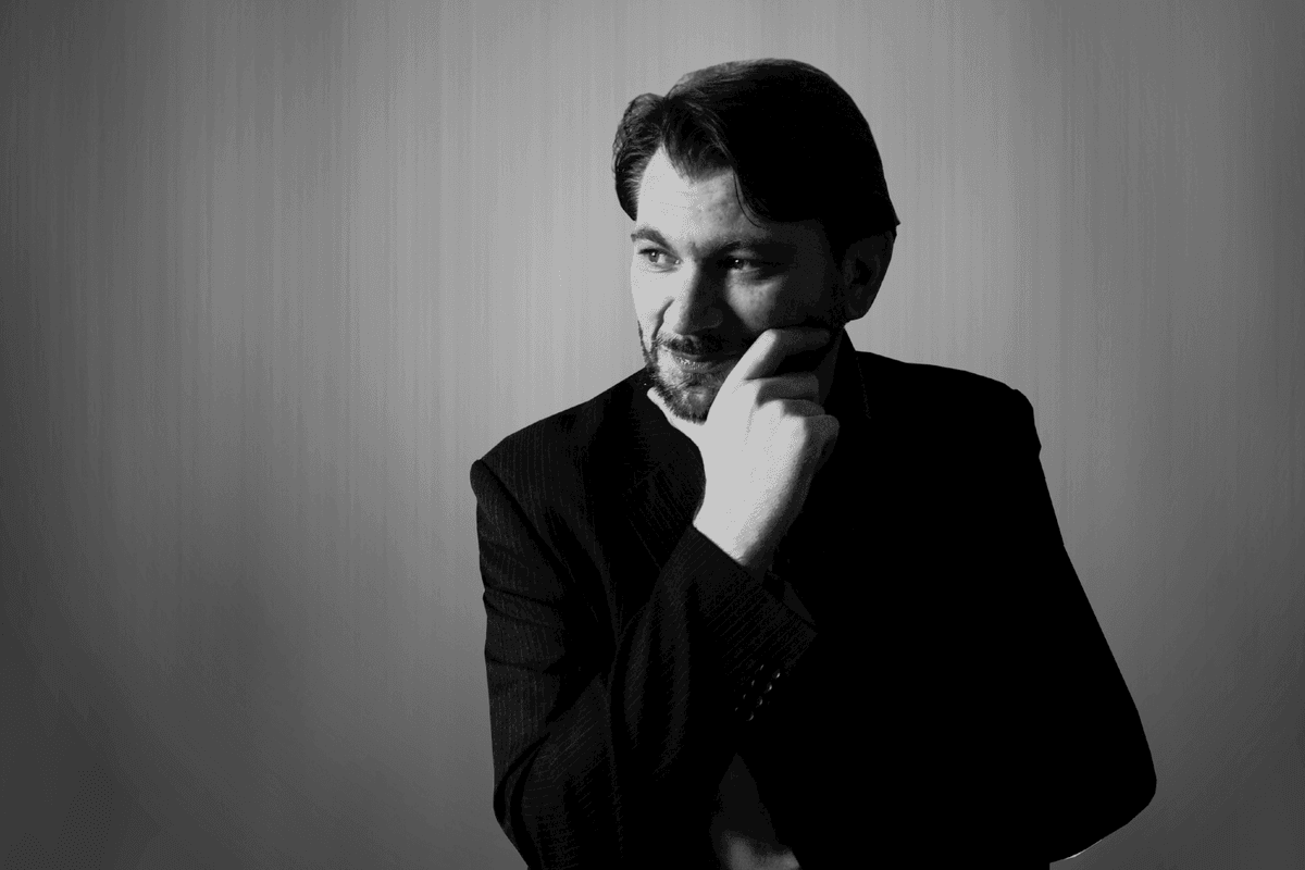 Pasha table | Artisan